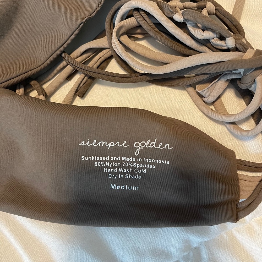 Siempre Golden El Delfin Bathing Suit Top - Gem